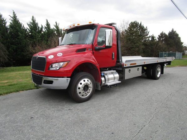 New Rollback Tow Trucks for Sale | Nussbaum Equipment
