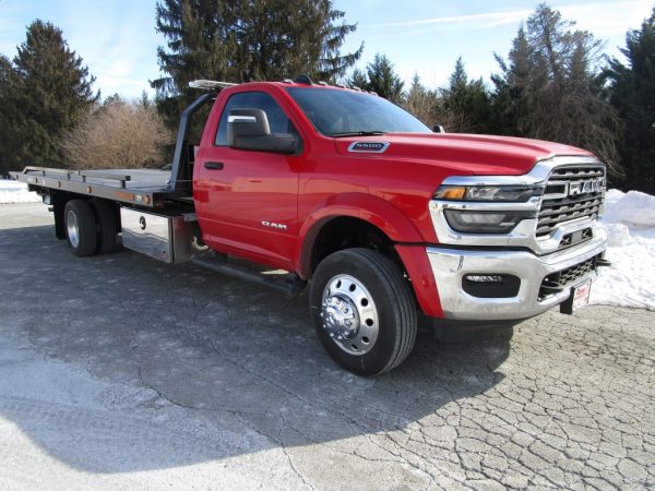 New Rollback Tow Trucks for Sale | Nussbaum Equipment