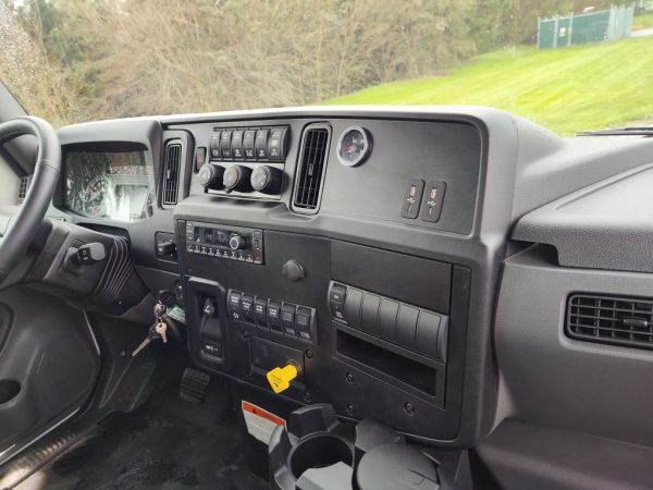 27 International MV-607, 33,000 lb GVW, Jerr-Dan 24' 8.5 Ton Steel ...
